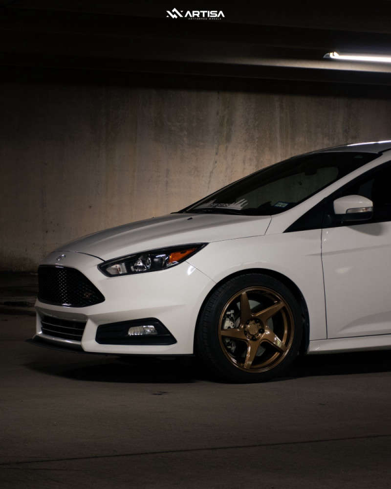 2017 Ford Focus ST Wheel Offset Flush Stock | 1677416 | Anovia
