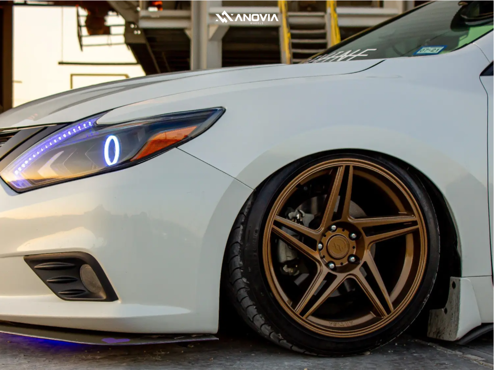 2018 Nissan Altima SR Wheel Offset Tucked Air Suspension | 2180012 | Anovia