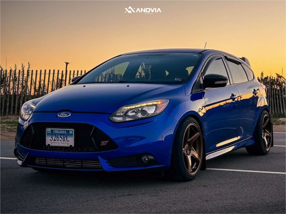2014 Ford Focus ST Wheel Offset Poke Coilovers | 2863985 | Anovia