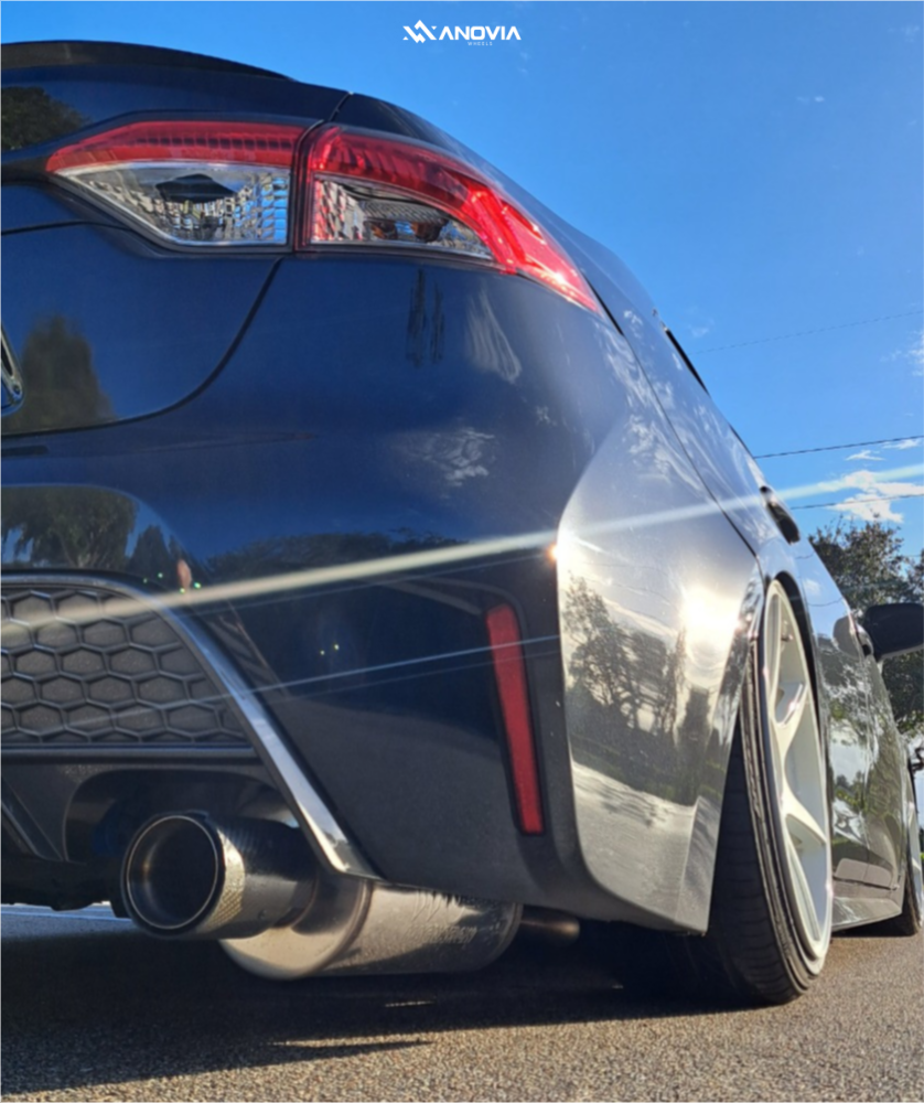 2020 Toyota Corolla SE Wheel Offset Tucked Coilovers | 2958951 | Anovia