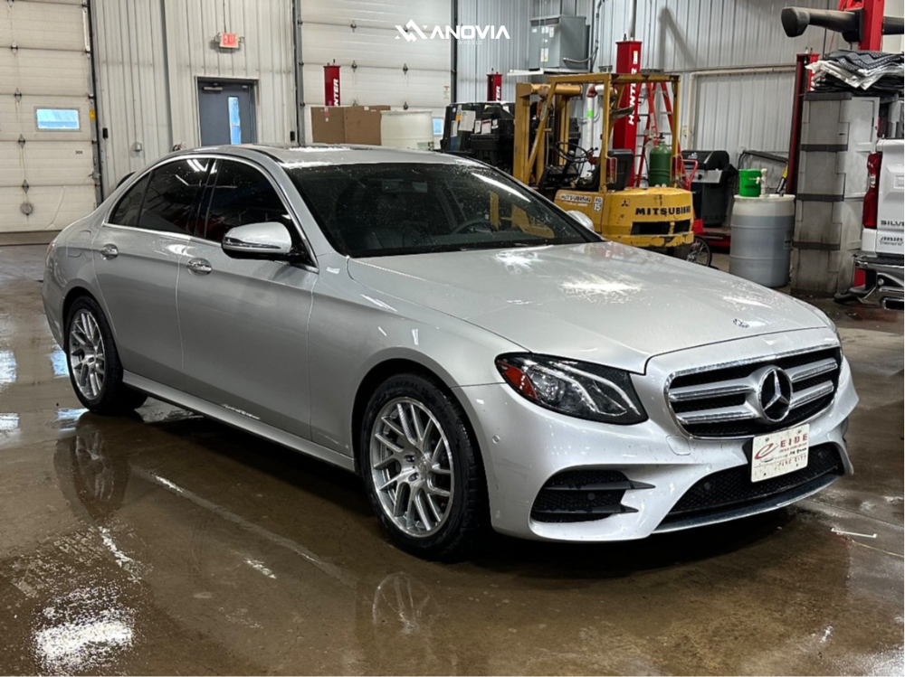 2017 Mercedes-Benz E300 4Matic Wheel Offset Nearly Flush Stock ...