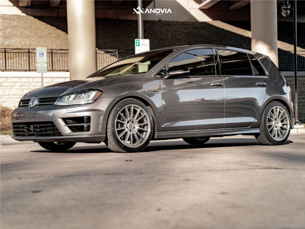 2017 Volkswagen Golf R Base Wheel Offset Nearly Flush Stock | 3212961 ...
