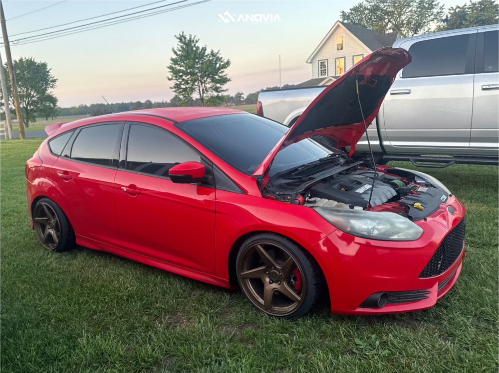 2014 Ford Focus ST Wheel Offset Poke Coilovers | 3309203 | Anovia